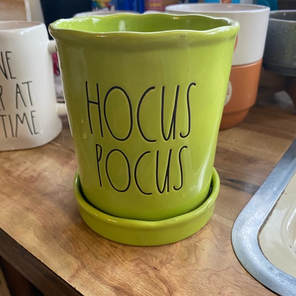 Rae Dunn | Accents | Rae Dunn Flower Pot | Poshmark